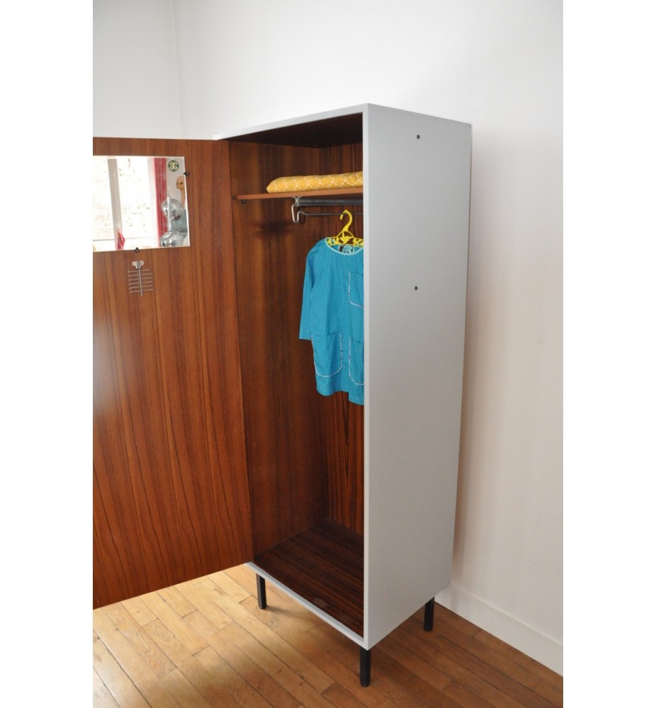 Armoire d'internat vintage