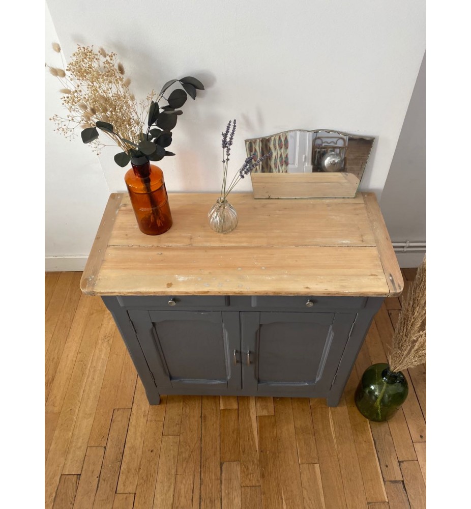 Buffet parisien gris