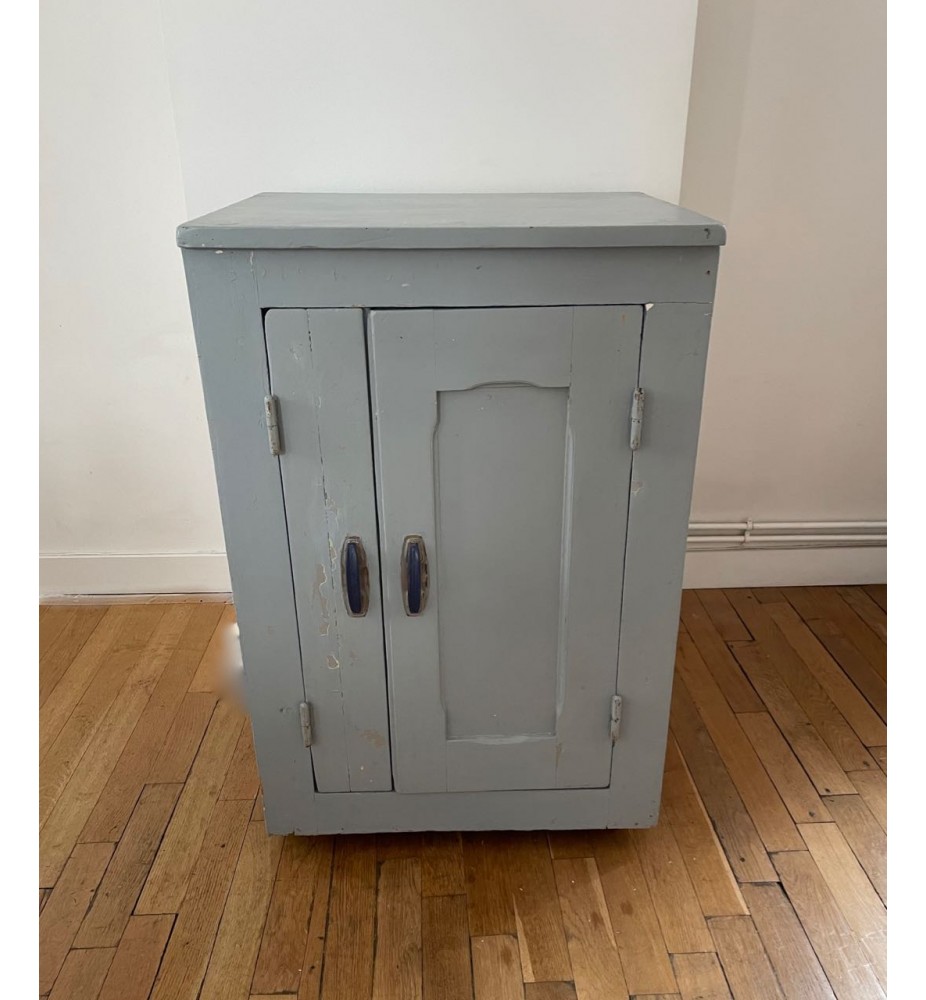 Buffet style garde-manger