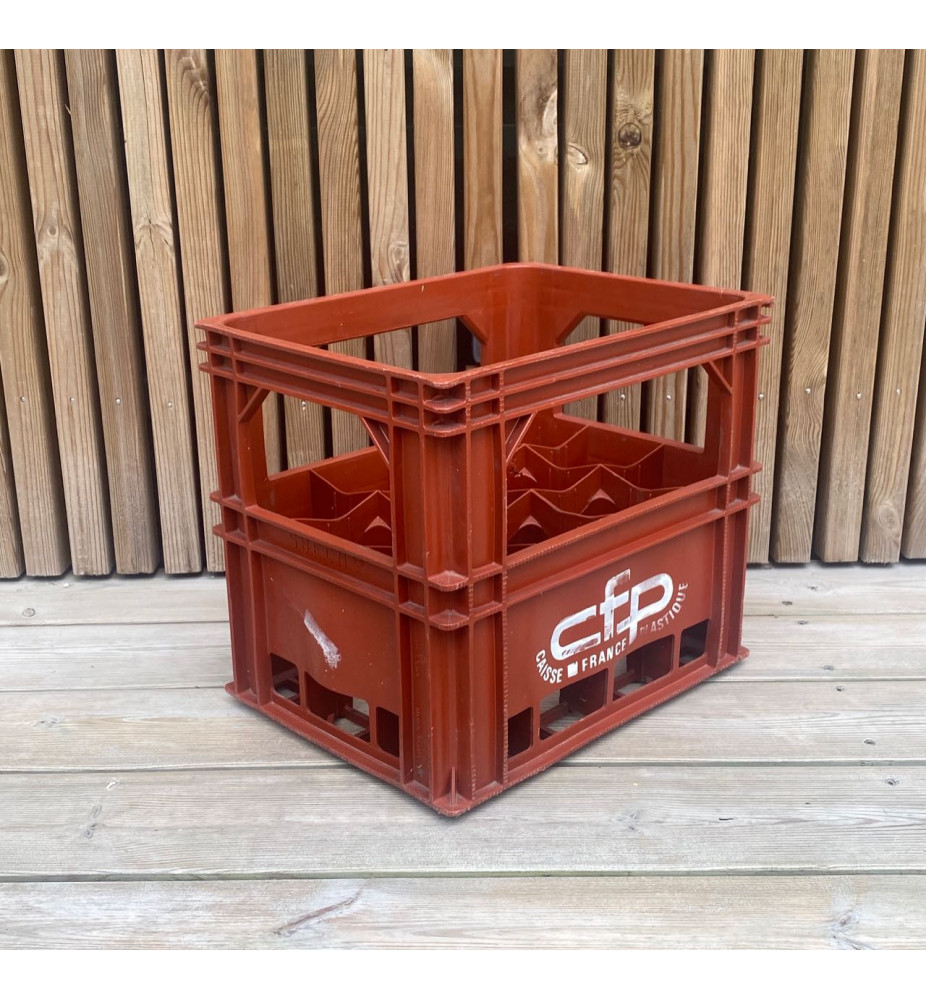 Ancien casier à bouteilles CFP